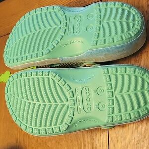 CROCS | Shoes | New Crocs Jimmy Buffett Margaritaville Beach Theme ...